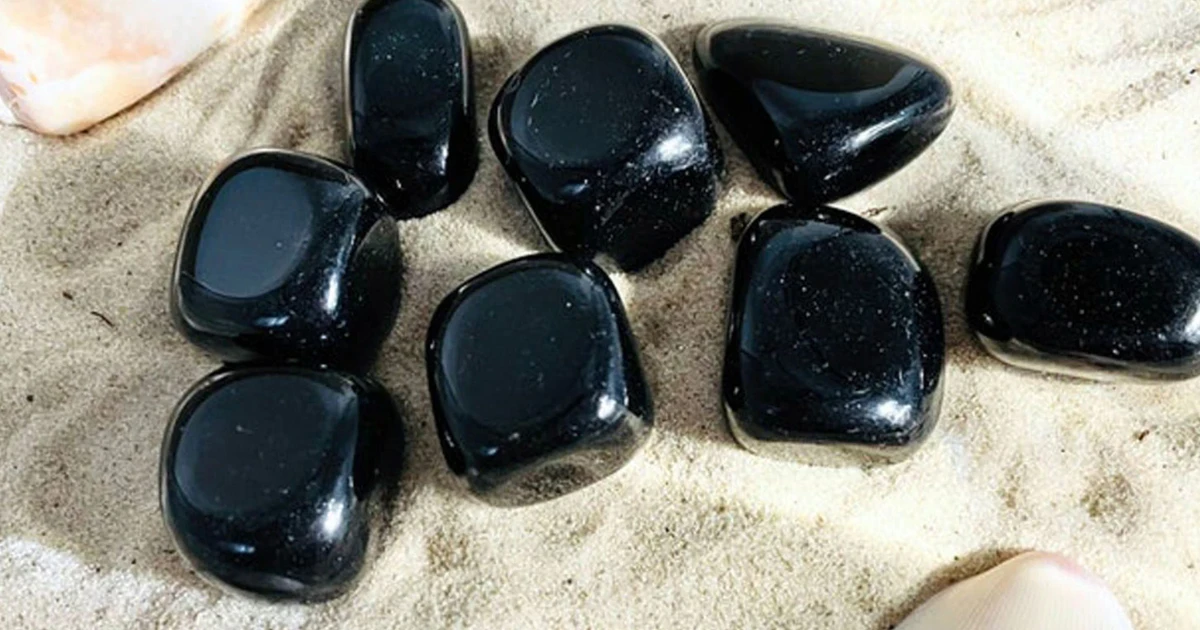 Onyx Healing Properties - From Grounding To Protection