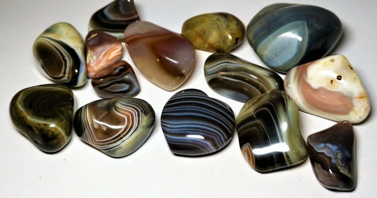 Different Agate Types - Uncovering The Formation Of Agate