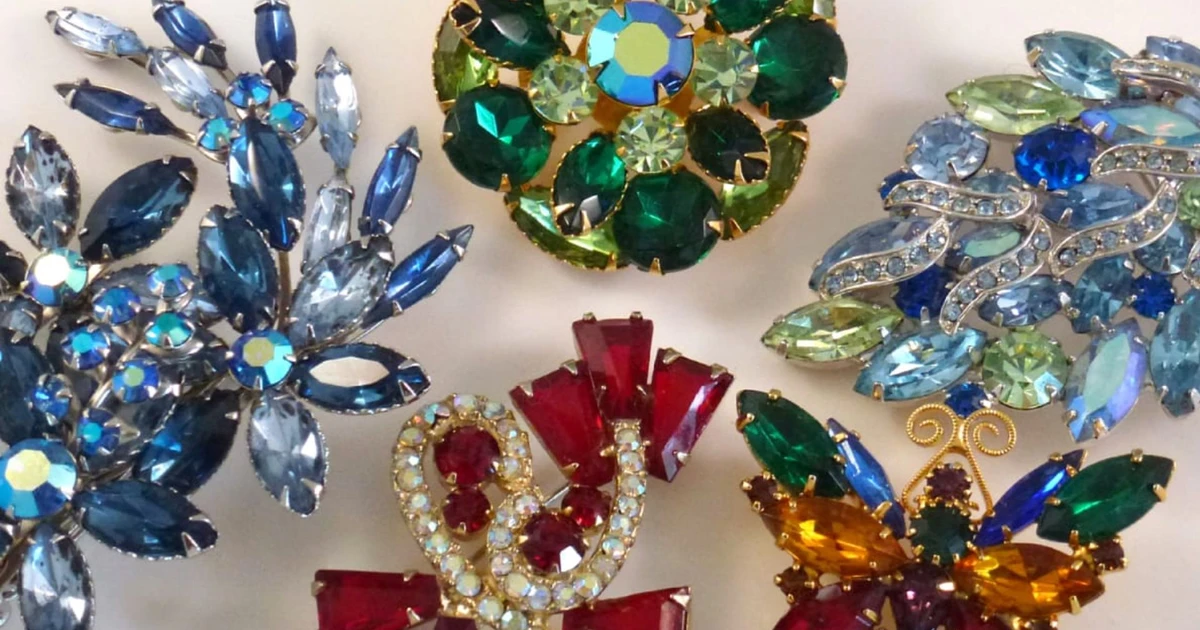 Vintage Costume Jewelry - Discovering Its Magic