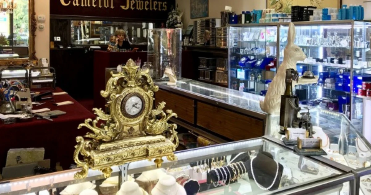 Diamond In The Rough - Beloved Jewelry Store Closure Leaves Customers ...