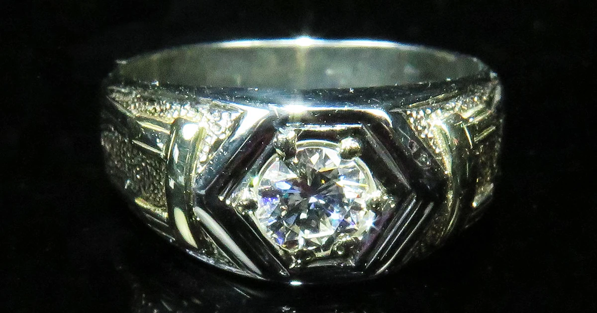 The Top Mod Vintage Jewelry Pieces - Unveiling The Best In Style