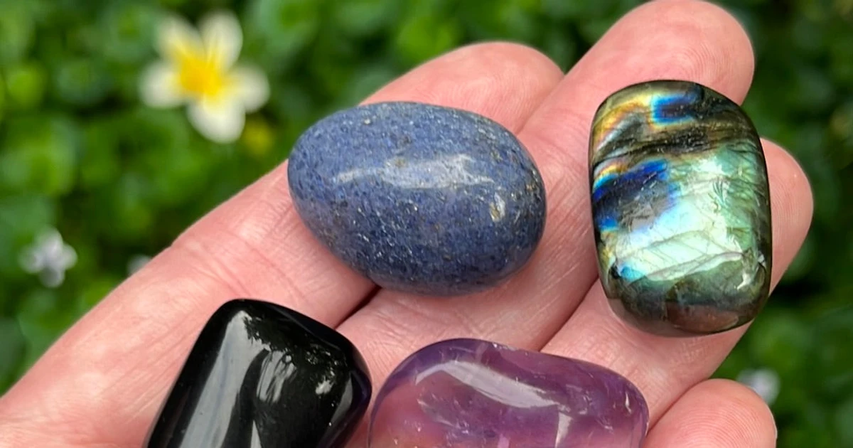 Psychic Crystals - Tools For Enhancing Spiritual Awareness