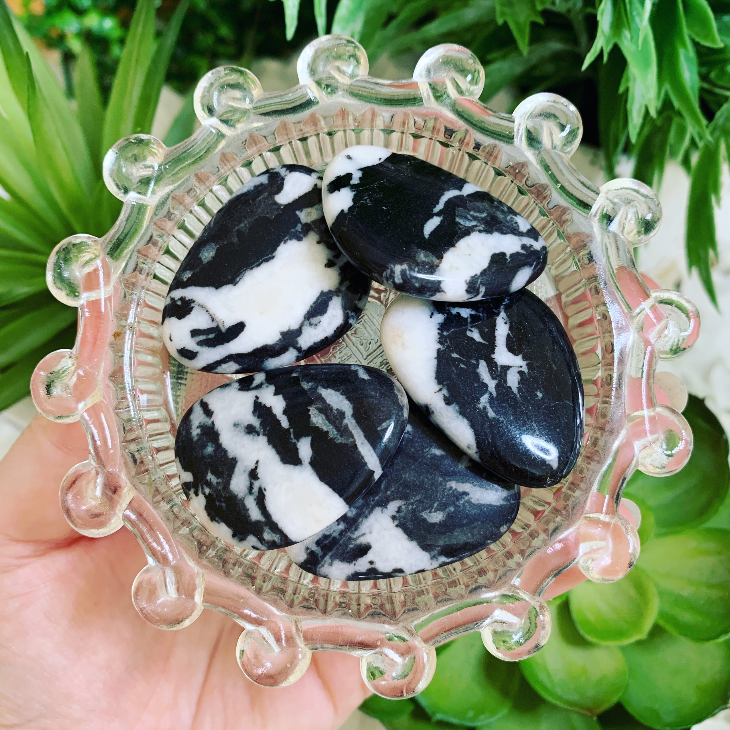 Zebra Agate - Properties, Meanings, Value & More