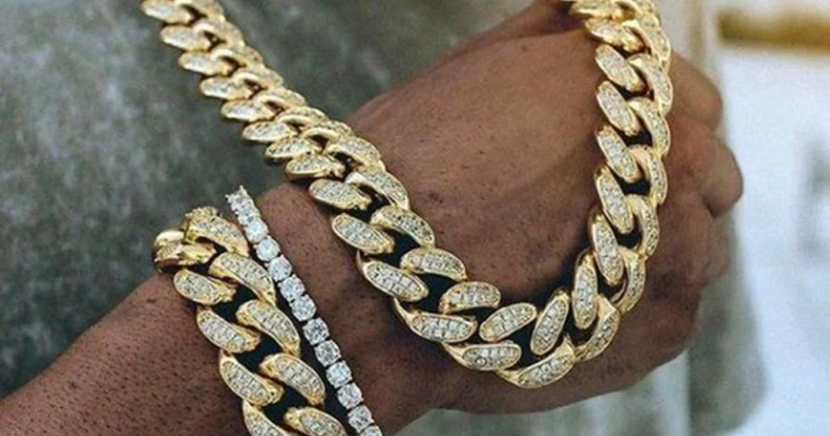 How To Clean Rusty Jewelry - 5 Easy Methods That Work