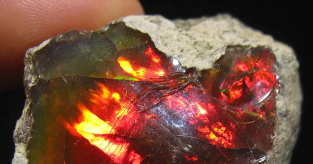 Fire Gemstones - Origins, Energy & Fiery Colors