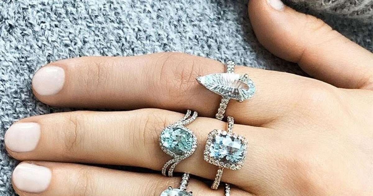 March Gemstones - The Secrets Of Aquamarine & Bloodstone