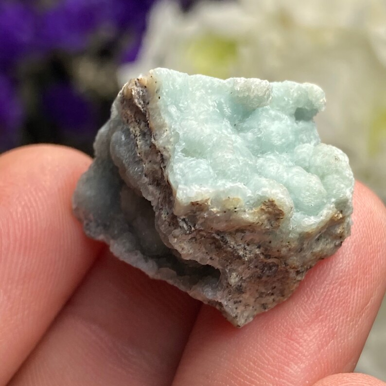 Blue Smithsonite - Meaning, Colors, Properties & Value Explained